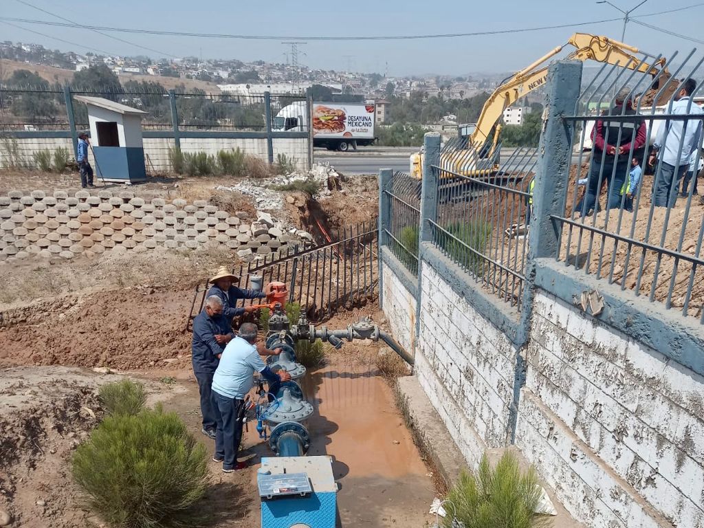 Por tiempo indefinido se fue el agua en 700 colonias de Tijuana.