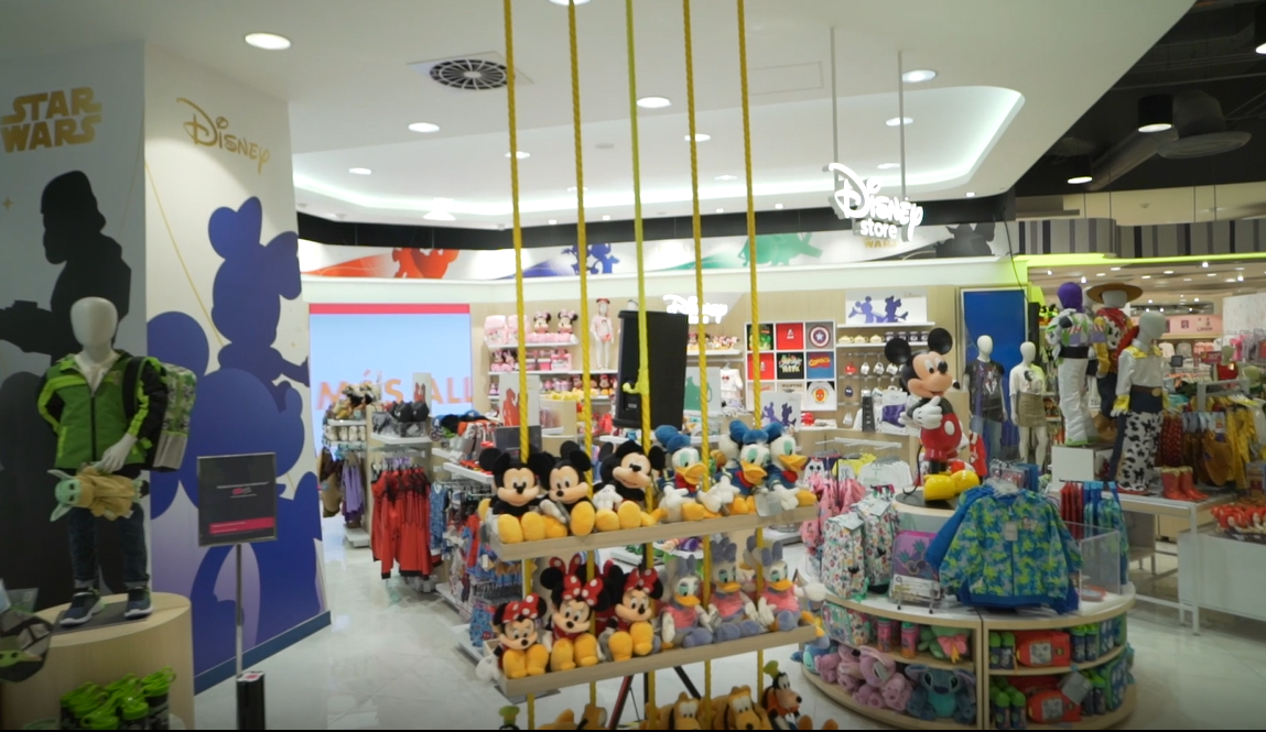 Disney Store abre sus puertas en México - Por Si Alguien Preguntaba...