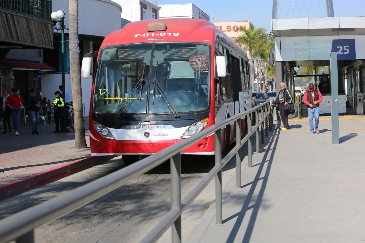 El abandonado SITT en Tijuana podría conectar con el Trolley de San Diego.